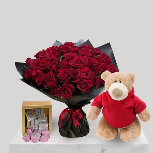 Elegant Red Roses Bouquet Combo - Grandiose.ae