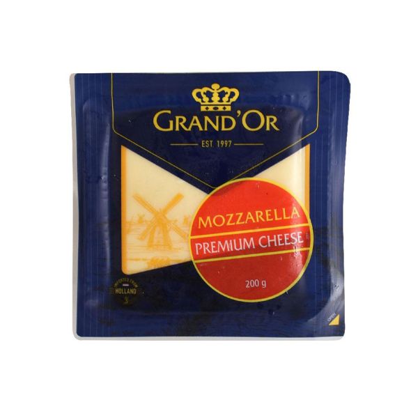Grand'Or 45% Mozzarella Cheese - Grandiose.ae