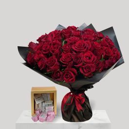 Elegant Red Roses Bouquet with Chocolates - Grandiose.ae